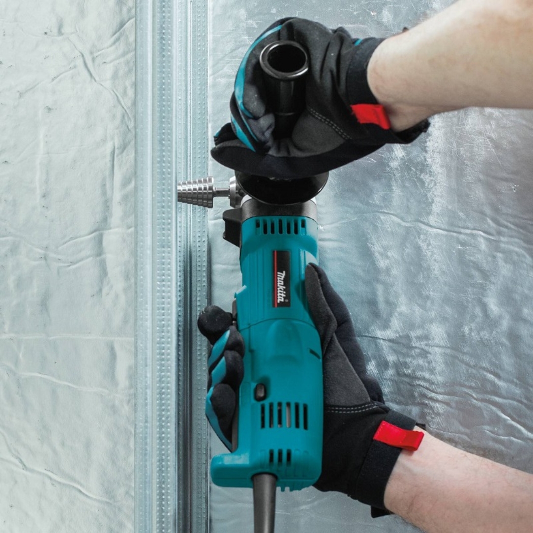 Makita DA3010F 3/8" Angle Drill - BC Fasteners & Tools Ltd.