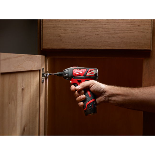 Milwaukee 2401-22 M12 1/4" Hex Screwdriver Kit