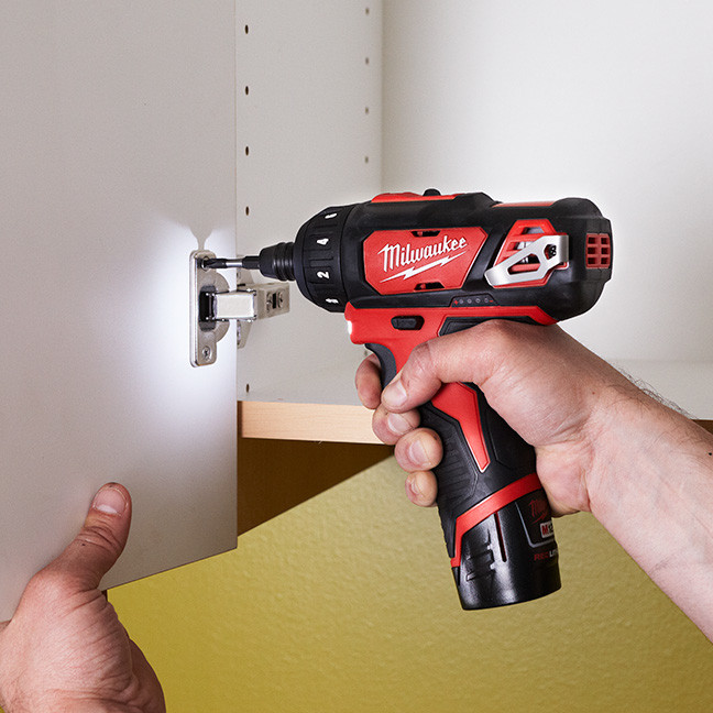 Milwaukee 2406-22 M12 1/4" Hex Screwdriver Kit