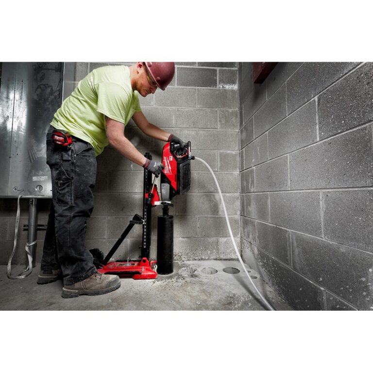 Milwaukee MXF301-2CXS MX FUEL™ Handheld Core Drill Kit with Stand