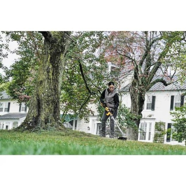 DeWalt DCST922B 20V MAX 14" Dual Line String Trimmer