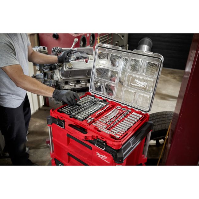 Milwaukee 48-22-9486 1/4" & 3/8” Drive 106-Piece Ratchet & Socket Set