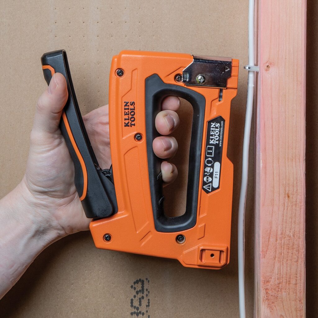 Klein 450-100 Loose Cable Stapler - BC Fasteners & Tools