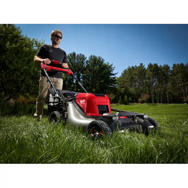 Milwaukee 2823-22HD M18 21" Dual Battery Mower Kit