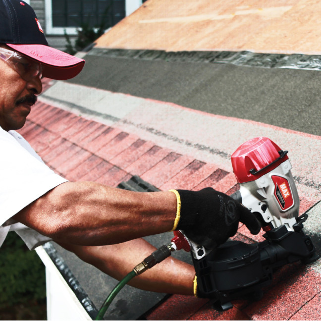 Max CN445R3 SuperRoofer Pneumatic Roofing Nailer