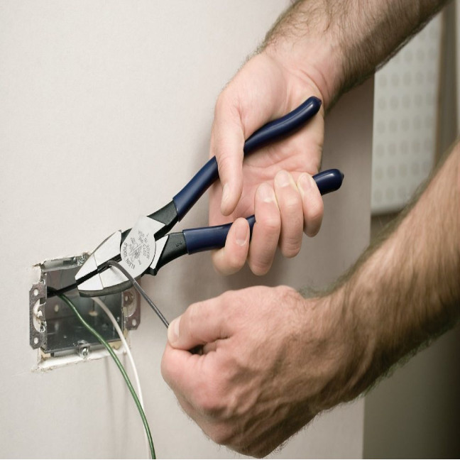 Klein D213-9NE 9" High Leverage Side Cutting Lineman's Pliers with New ...