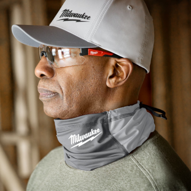 Milwaukee 424 Workskin™ Performance Neck Gaiter - BC Fasteners