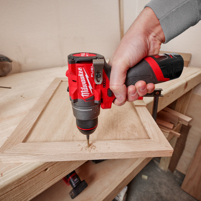 Milwaukee 3403-22 M12 FUEL 1/2" Drill/Driver Kit