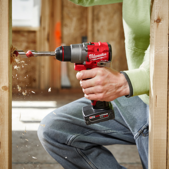 Milwaukee 3403-22 M12 FUEL 1/2" Drill/Driver Kit