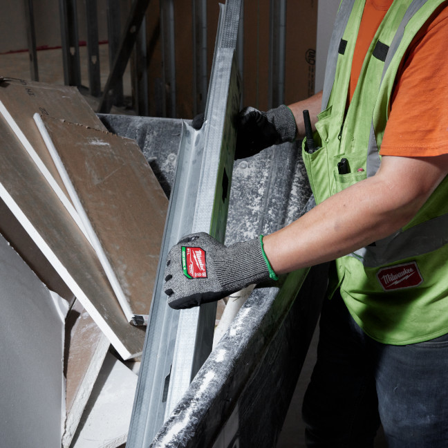 Milwaukee Cut Resistant High-Dexterity Nitrile Dipped Gloves 6-Pack ...