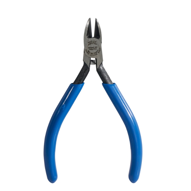 Klein D257-4C 4" Diagonal Cutting Pliers with Tapered Nose and Spring ...