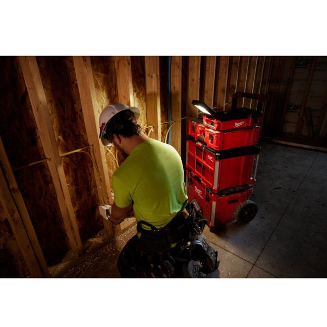 Milwaukee 2356-20 M12 PACKOUT Floodlight with USB Charging