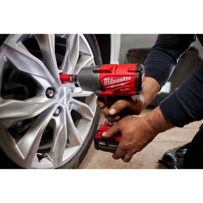 Milwaukee 49-66-7833 SHOCKWAVE IMPACT DUTY 1/2" Drive SAE and Metric ...
