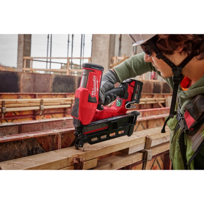 Milwaukee 2844-21 M18 FUEL Duplex Nailer Kit