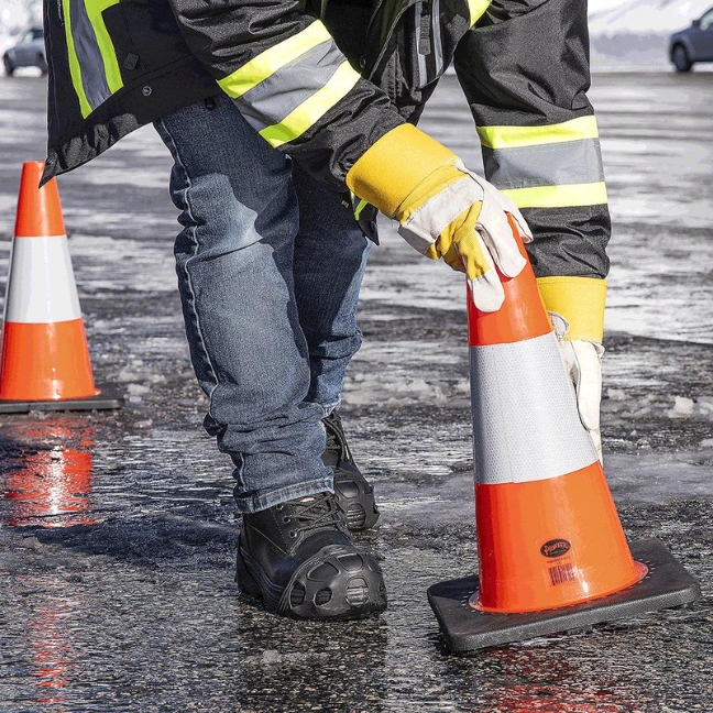 Pioneer 181 V6200350 18" Premium PVC Flexible Safety Cone with 6 ...
