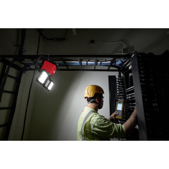 Milwaukee 2368-20 M18 ROVER Triple-Panel Flood and Area Light