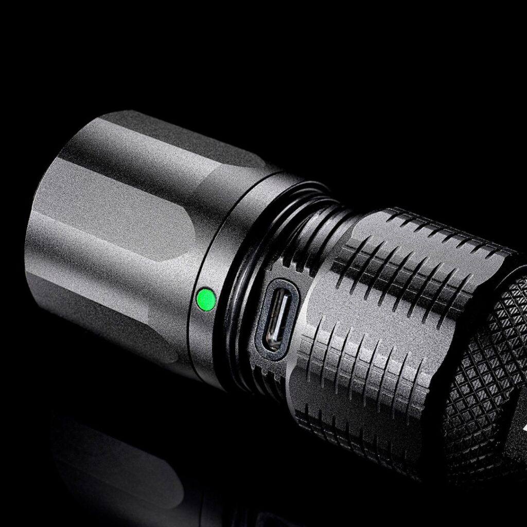 Unilite F-1400 Dual Power Aluminium Flashlight - BC Fasteners & Tools