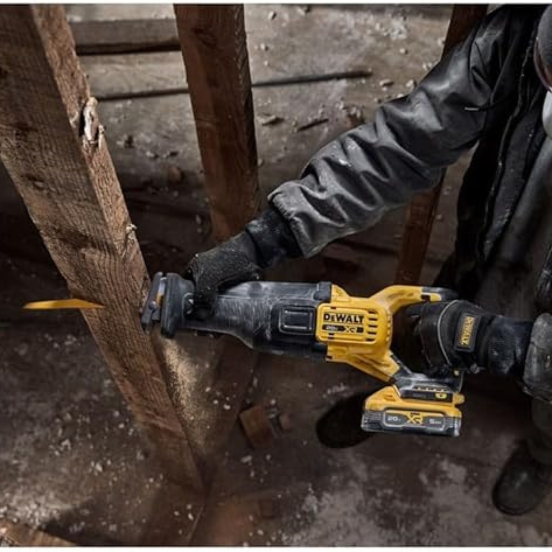 DeWalt DCS384B 20V MAX XR Brushless Reciprocating Saw